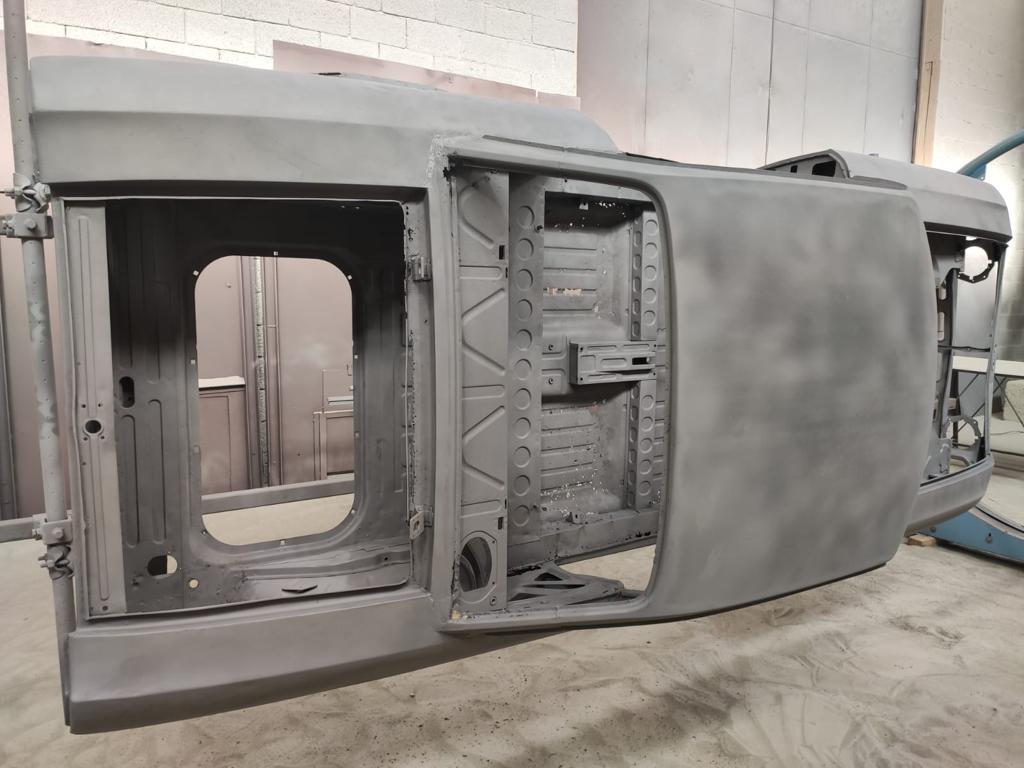 Micropallinatura auto d'epoca. La scocca della Lancia Fulvia coupé ...